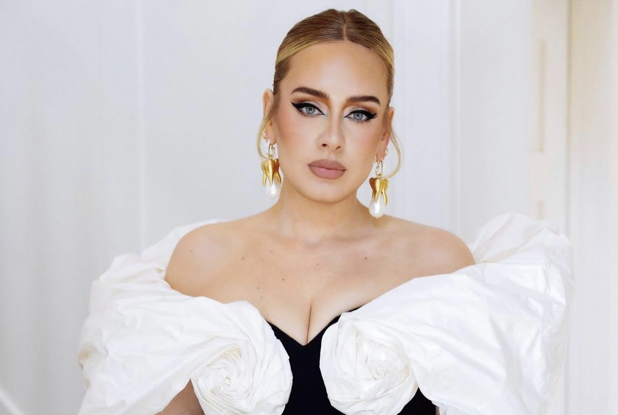 Jak w ostatnim czasie zmieniła się Adele. Piosenkarka przeszła ogromną przemianę i jest nie do ...