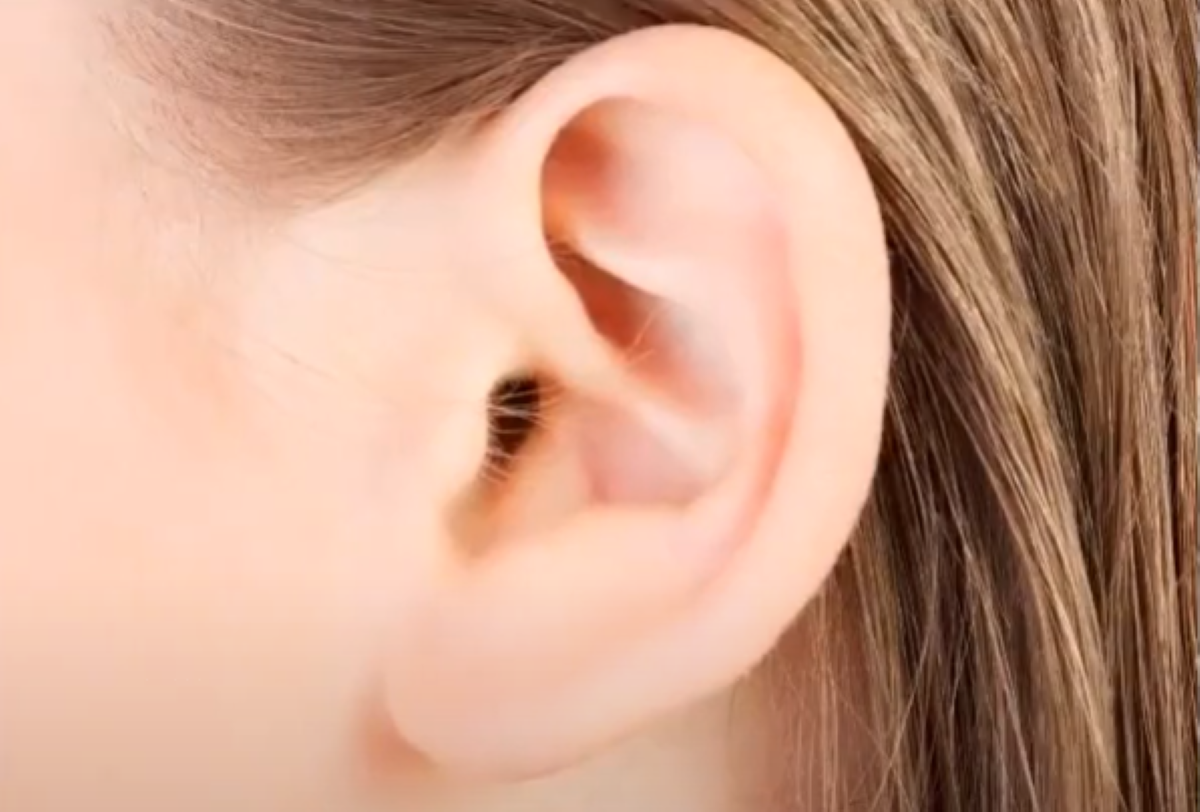 Pojawiający się na uchu znak Franka, może zwiastować poważne problemy ...