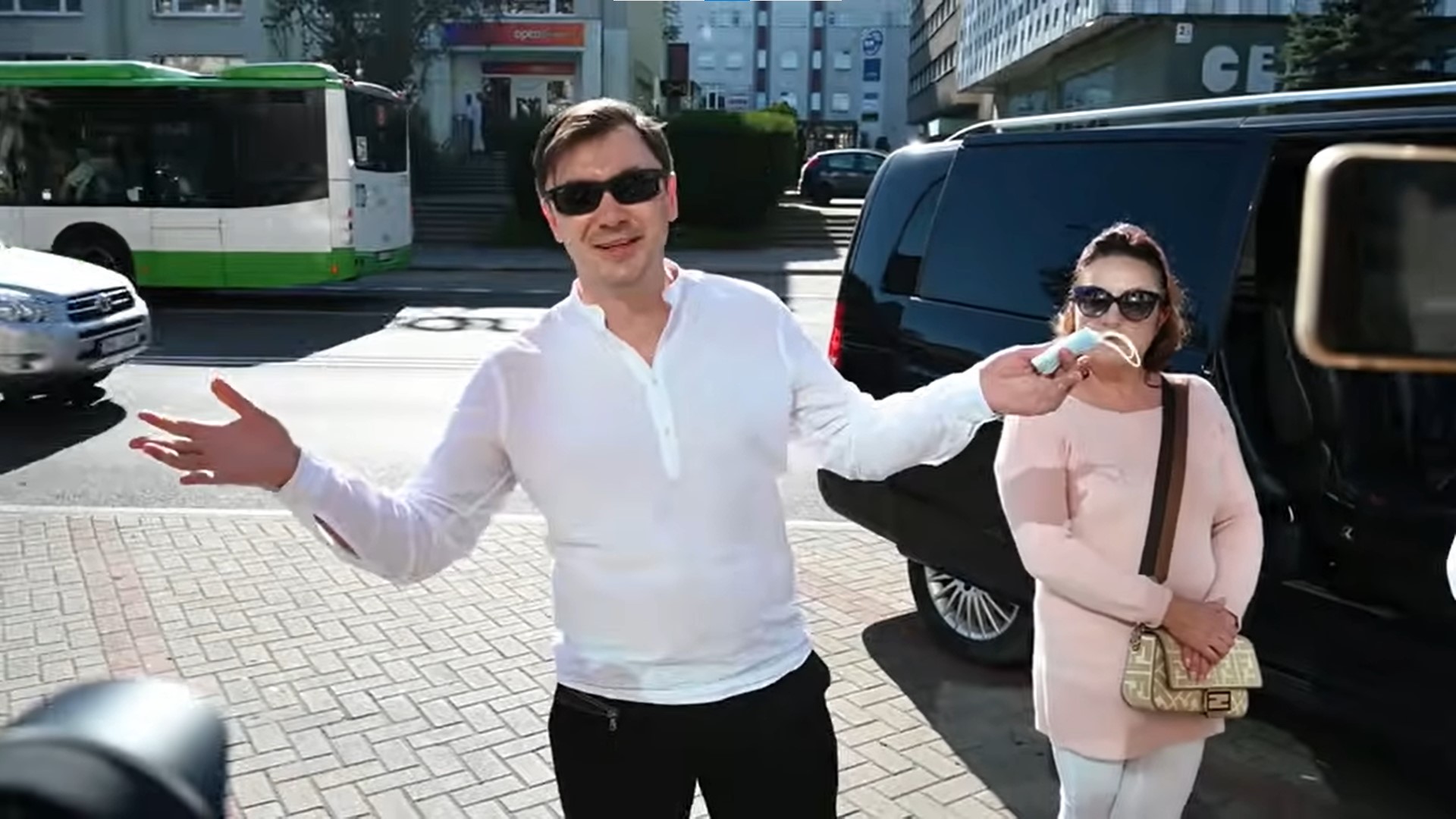 Syn Zenona Martyniuka bierze kolejny rozwód. "Podchodzi do tego bardzo ...